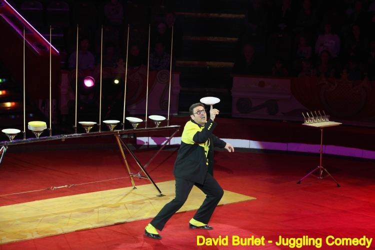 01 Plate spinning act Photos Plate Spinning Act Pictures Plate Spinner